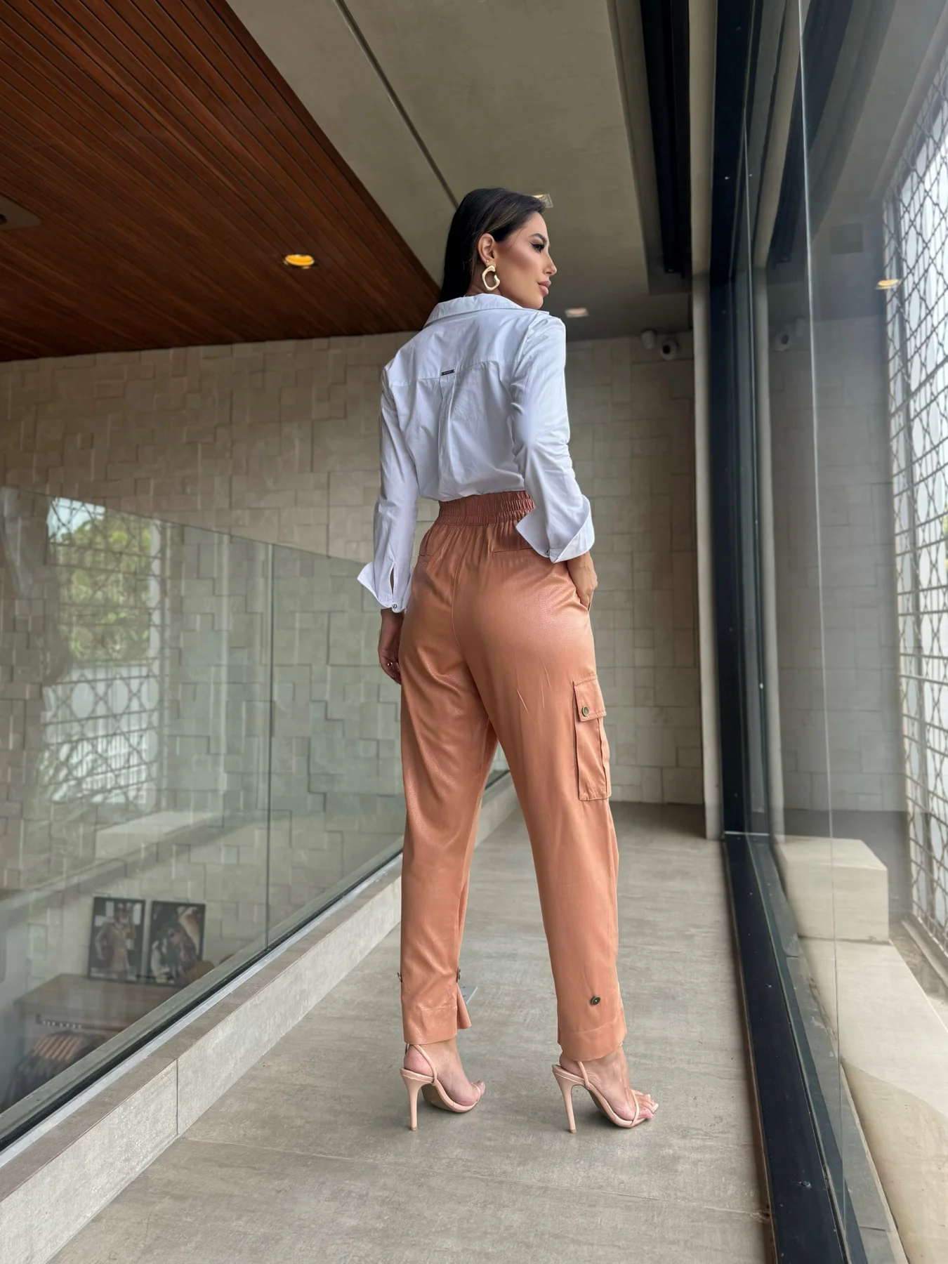 CALÇA CARGO SNAKE MOCCA - Chouette Store