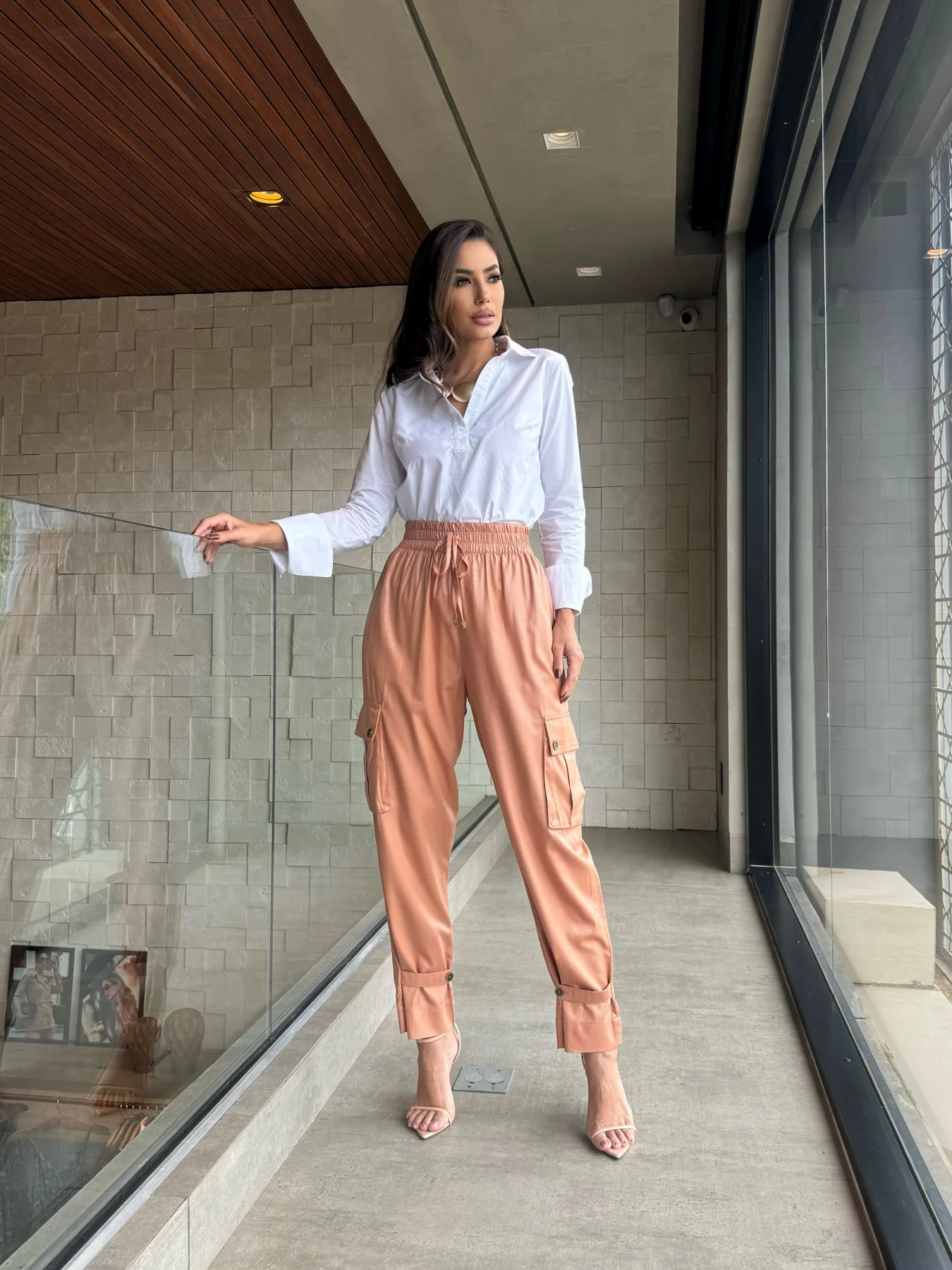 CALÇA CARGO SNAKE MOCCA - Chouette Store